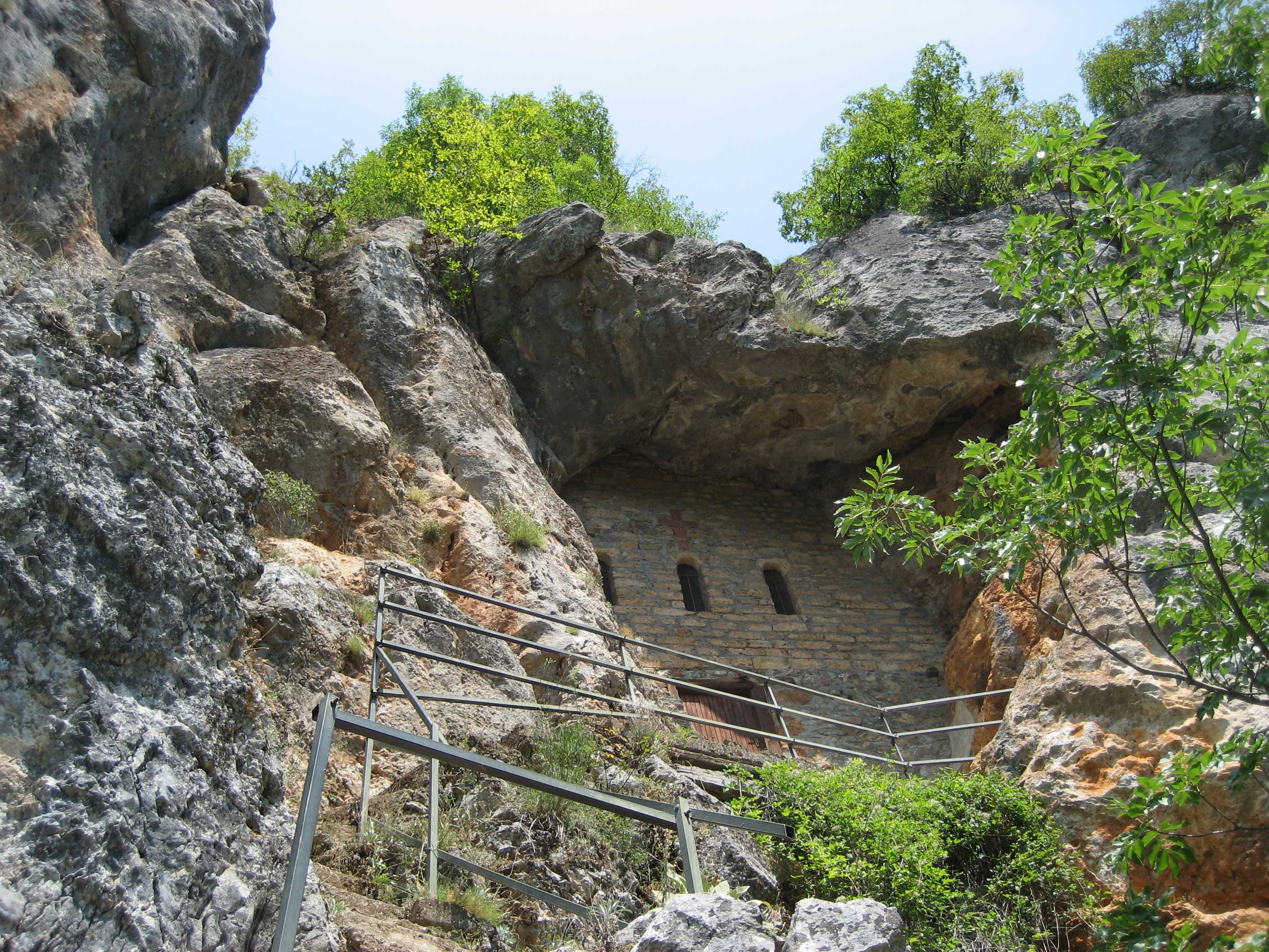 Vishni – My Macedonia Blog