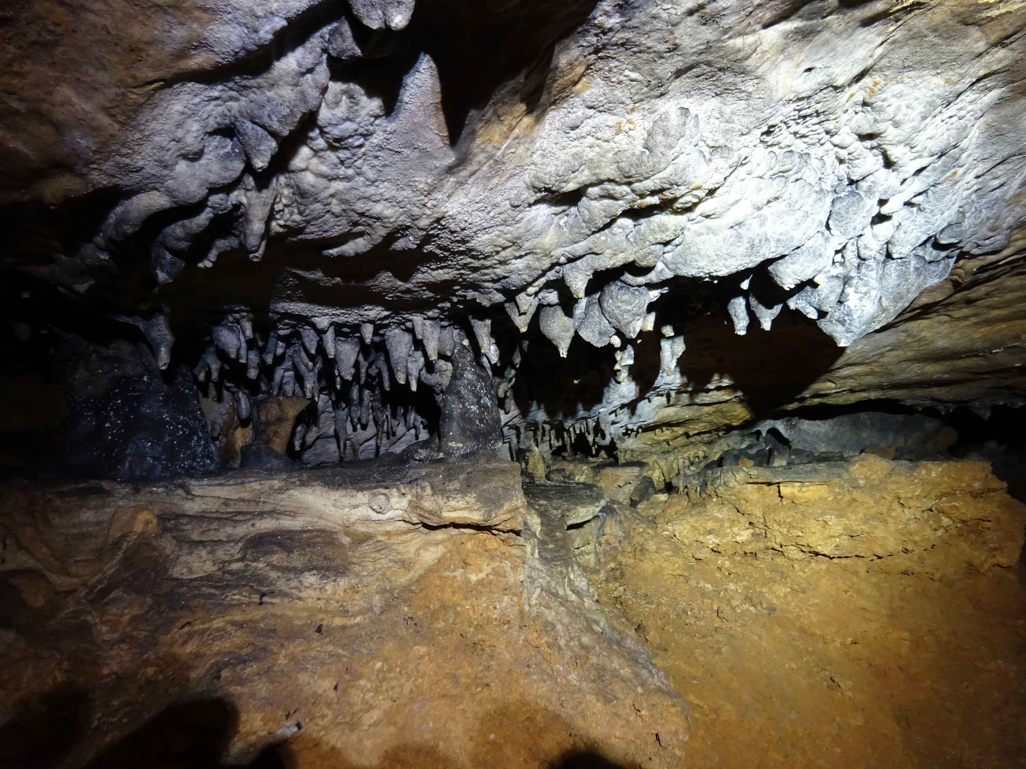 Dona Duka Cave near Rashche (2 km) – My Macedonia Blog