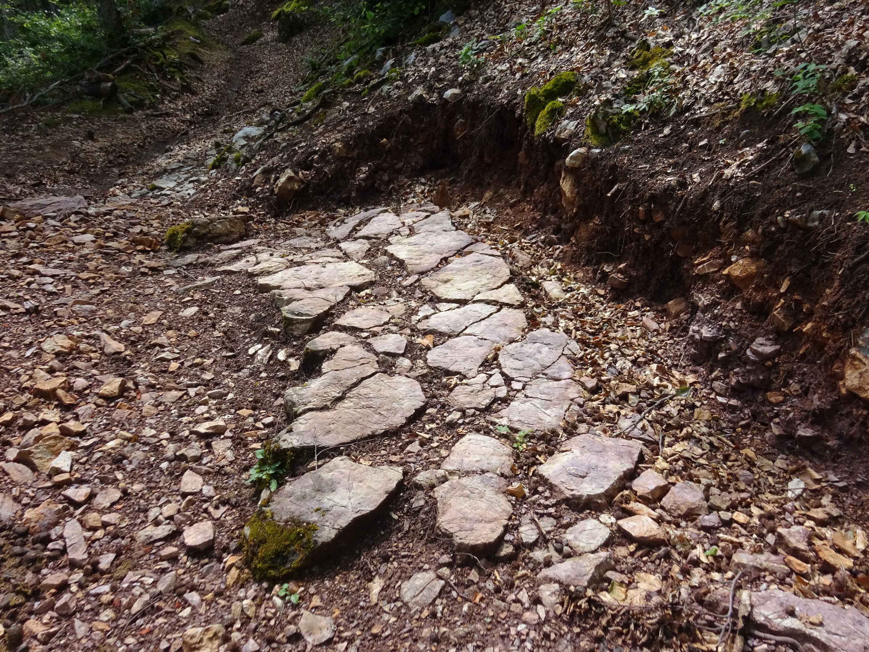 Oktisi to Archeological site Vajtos (5 km) – My Macedonia Blog